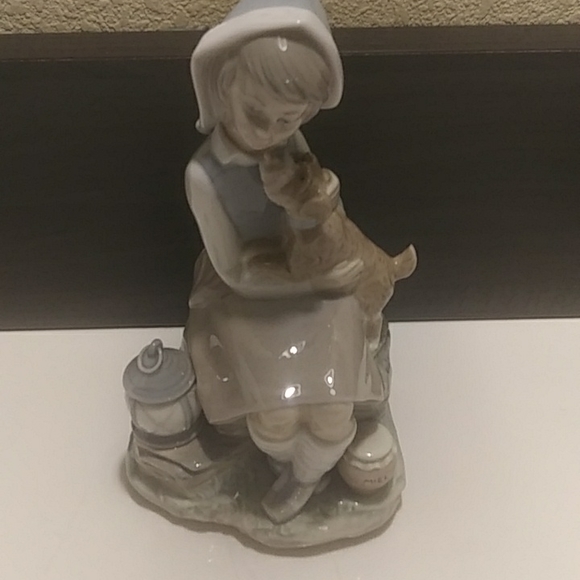 Llardo | Accents | Vintage Llardo Girl With Dog Lantern | Poshmark